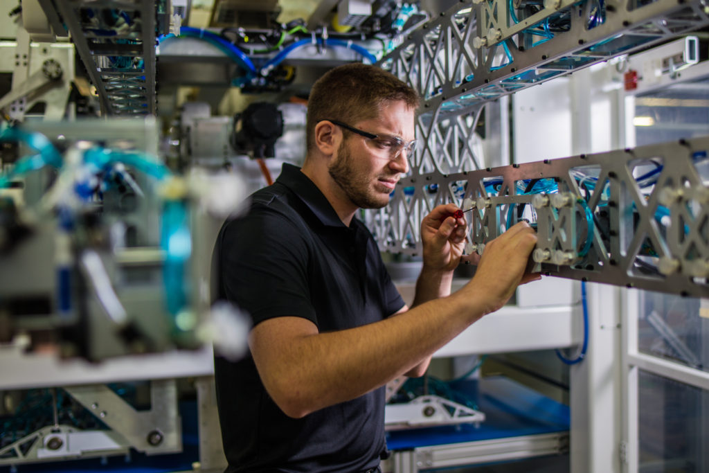 MULLER Technology automatisiert Produktionslinien in aller Welt - the ark